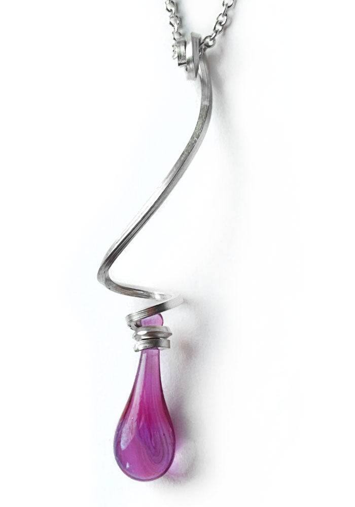 Long Tendrils Pendant Necklace