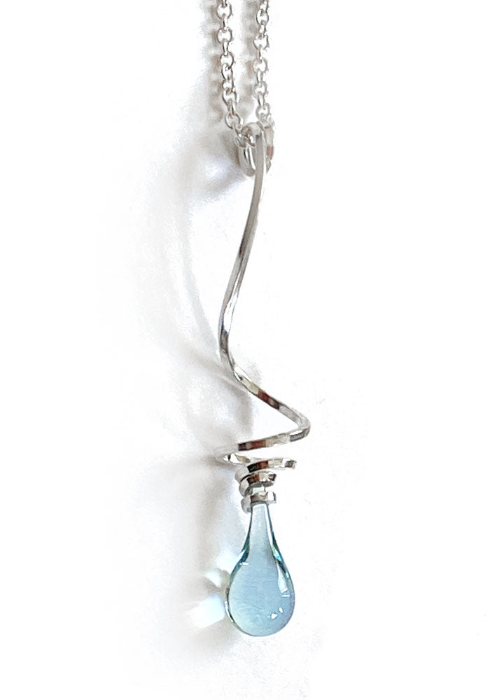 Long Tendrils Pendant Necklace